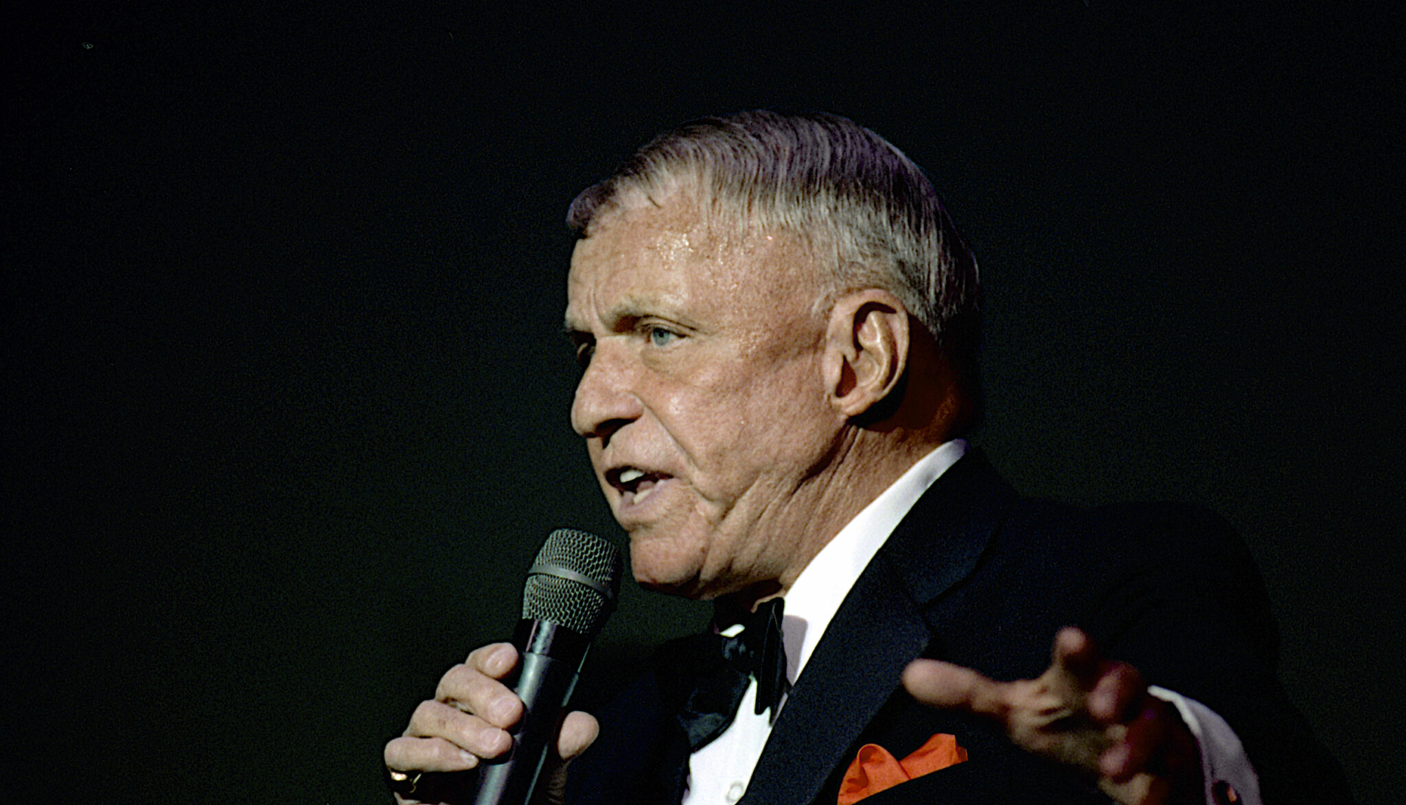 Could Frank Sinatra Play The Piano?