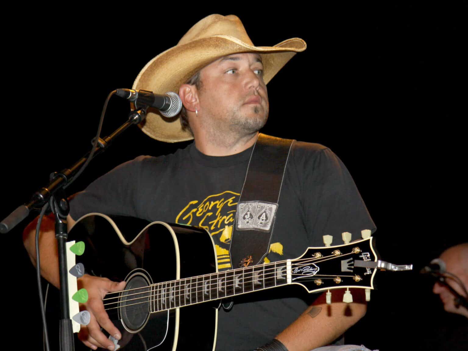 What Was Jason Aldean’s First Song?
